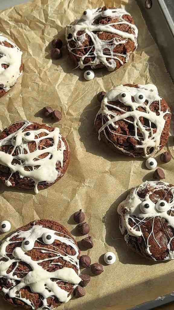 Brown Butter Fudgy Brownie Mummy Cookies (Spooky & Delicious Halloween ...