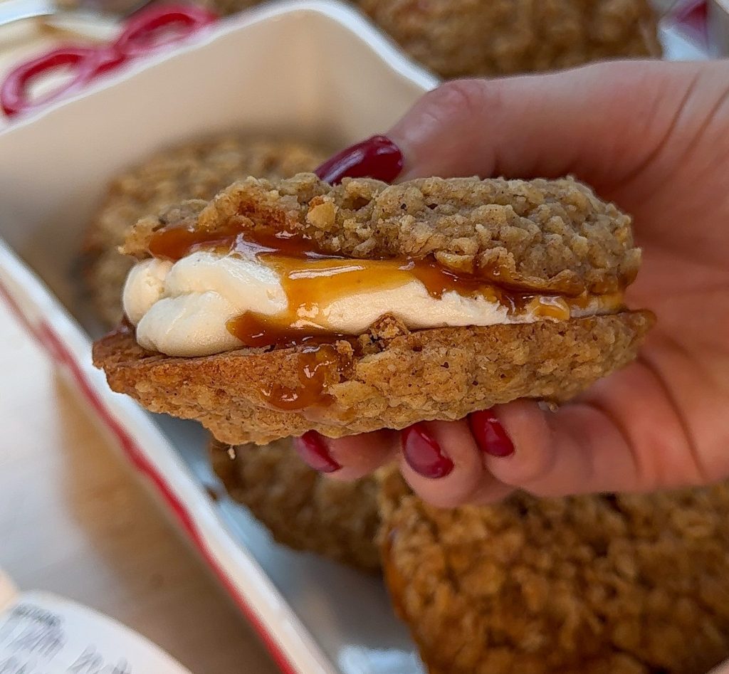Soft & Chewy Salted Caramel Oatmeal Cream Pie Recipe - Munchies By Mallory