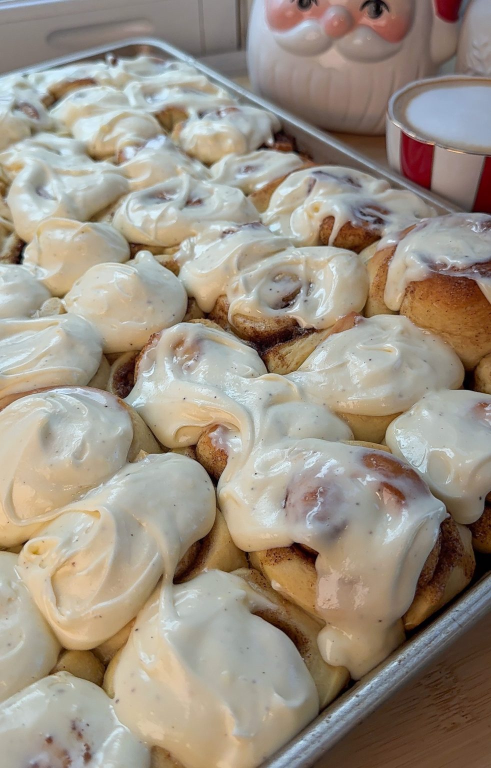 Mini Cinnamon Rolls (Soft, Fluffy, Bite-Sized Cinnamon Buns You’ll Love ...